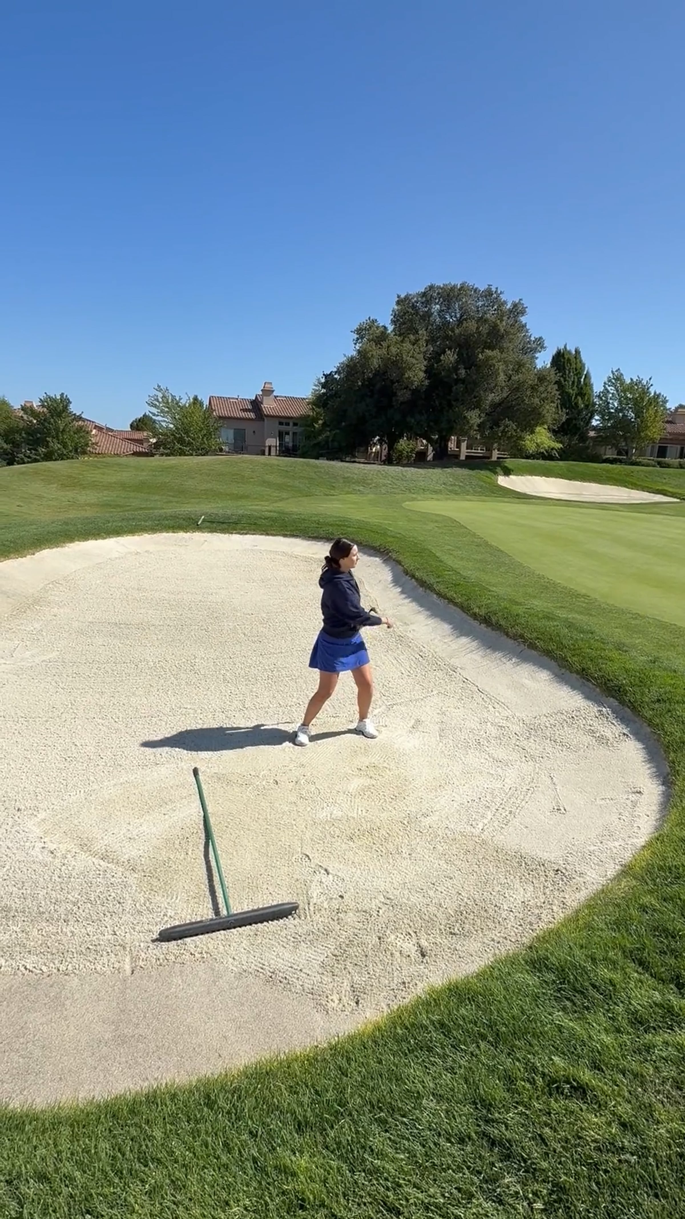 Bunker Rake Placement