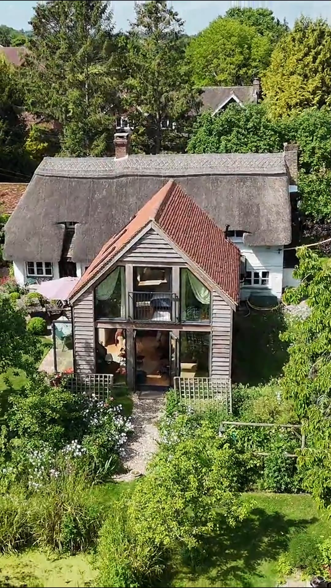 The Cottage, HP27 9PF | Videos & Movies on Vimeo