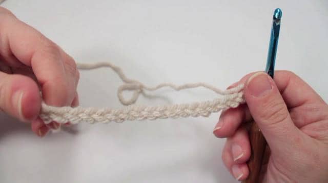 The Single Crochet Stitch - Right Handed Version on Vimeo