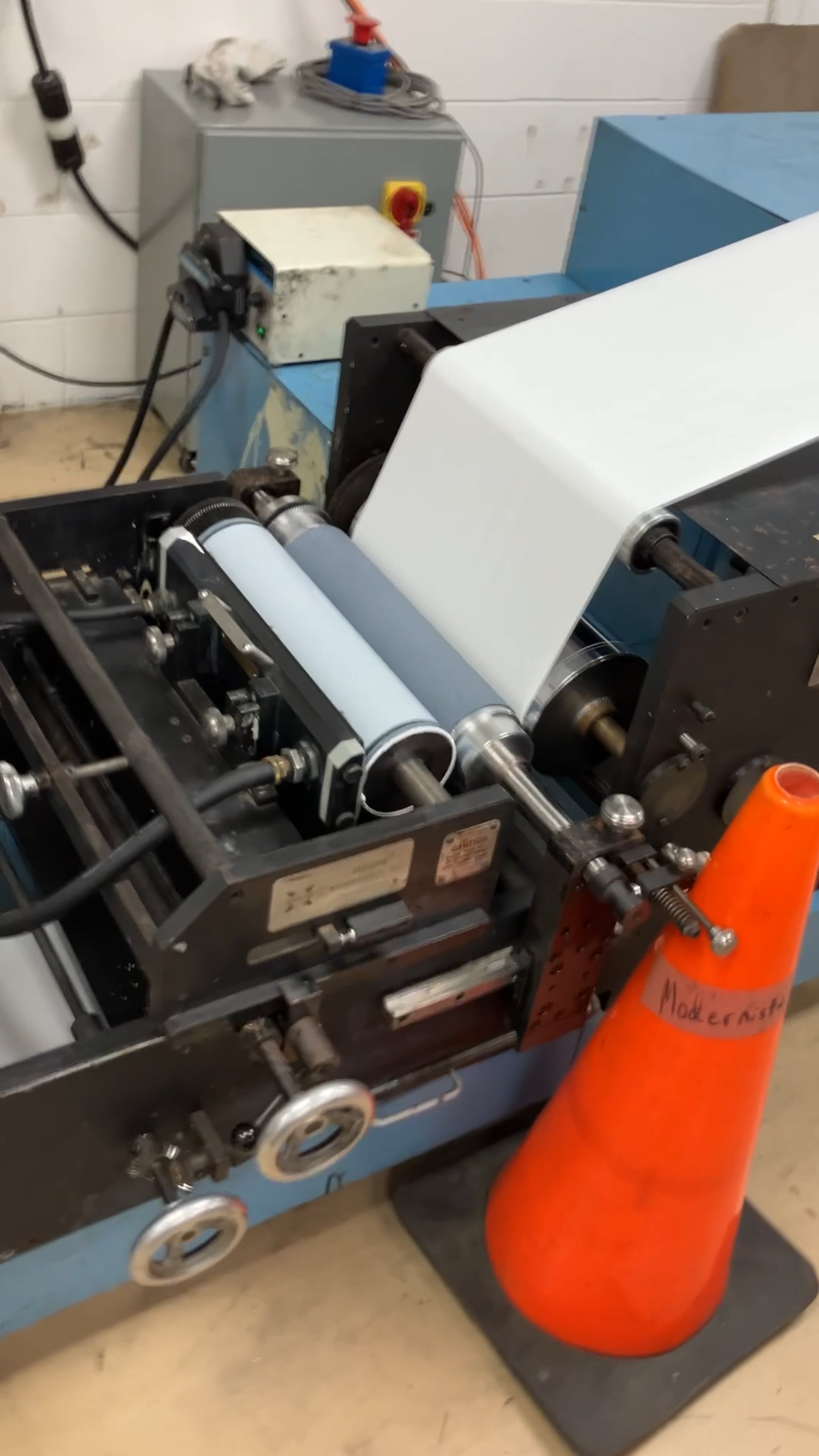 Flexo coating working at Modernistic