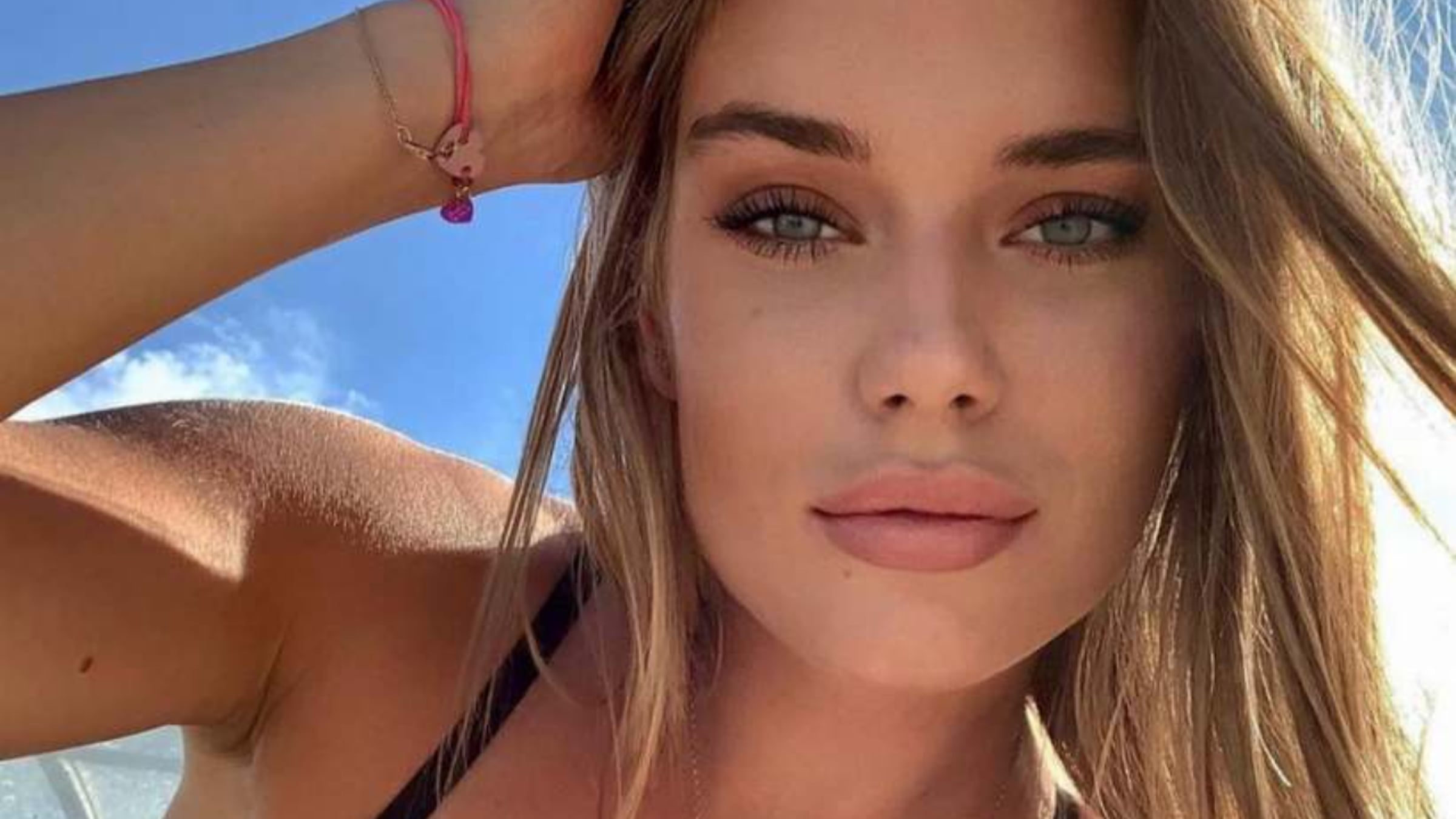 StasyQ Fashion Models HD Sexy Music Video "The Pretenders - Middle Of ...