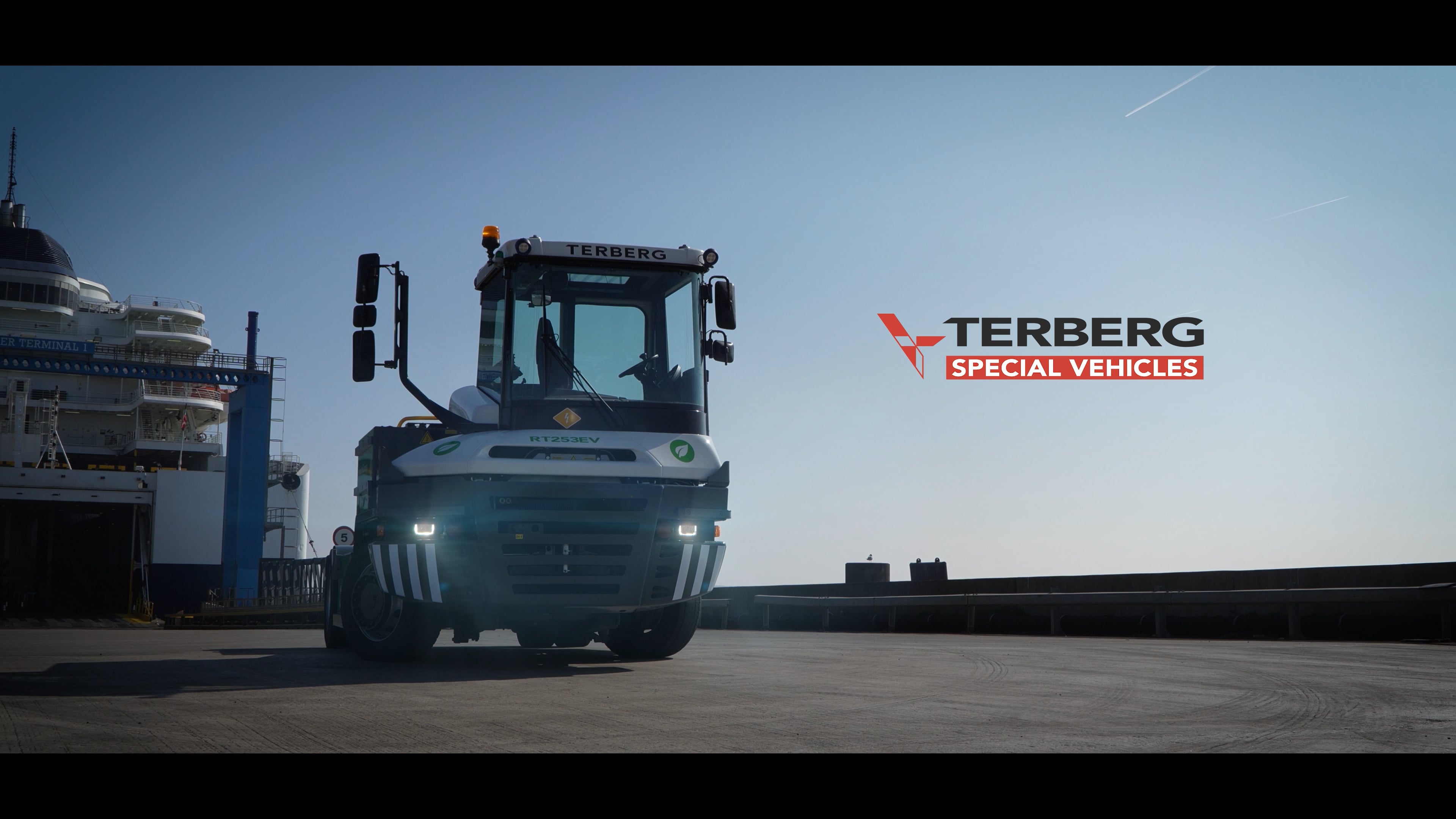 Terberg RT253EV Electric RoRo Tractor