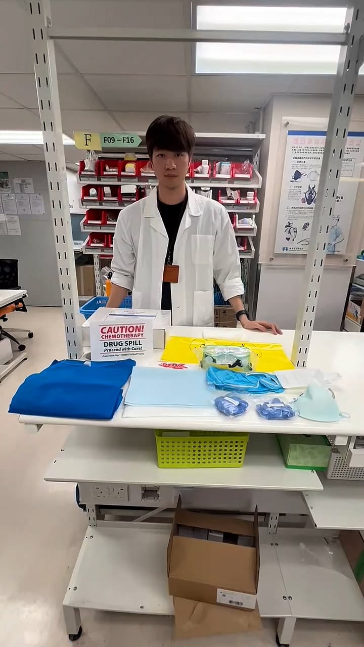 chemotherapy spill kit