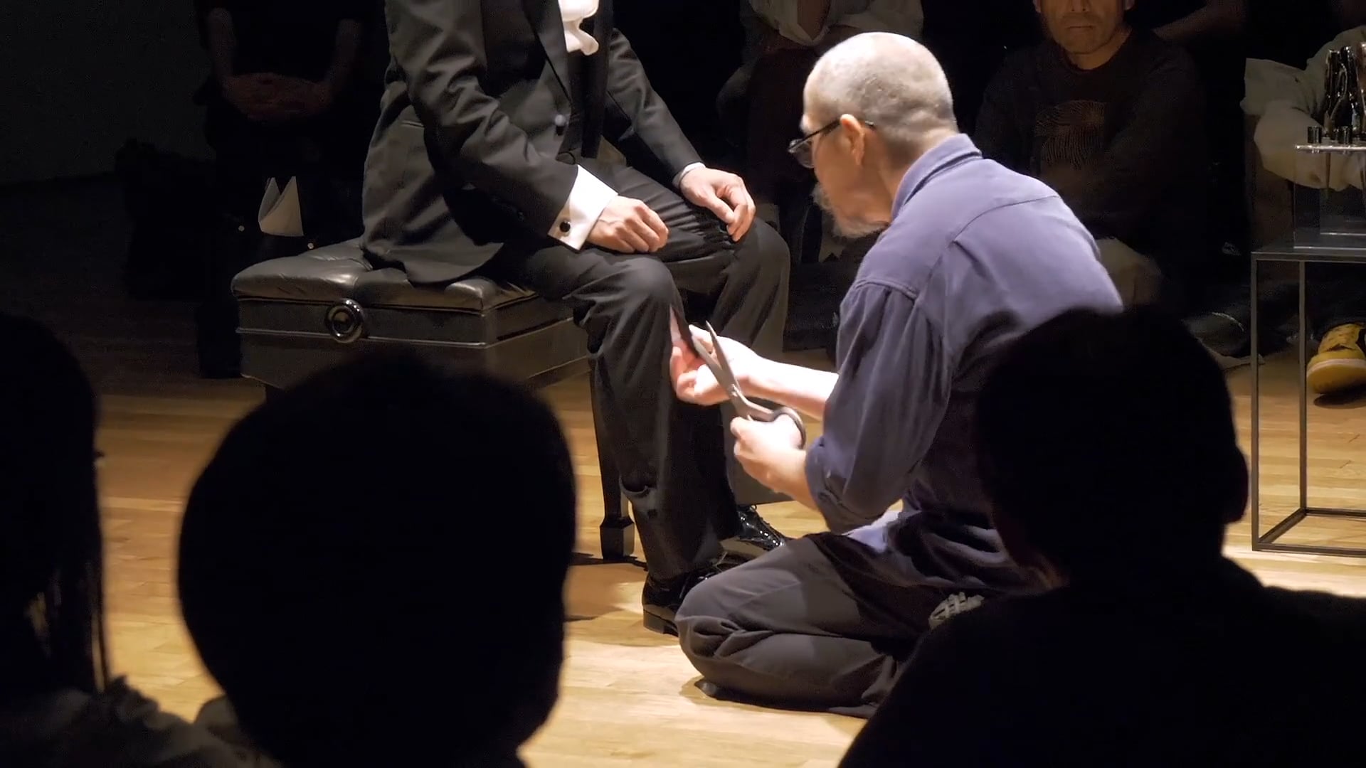 Watch Yoko Ono: CUT PIECE (1964/1966) — Tokyo, Daikanyama 2025 Online ...