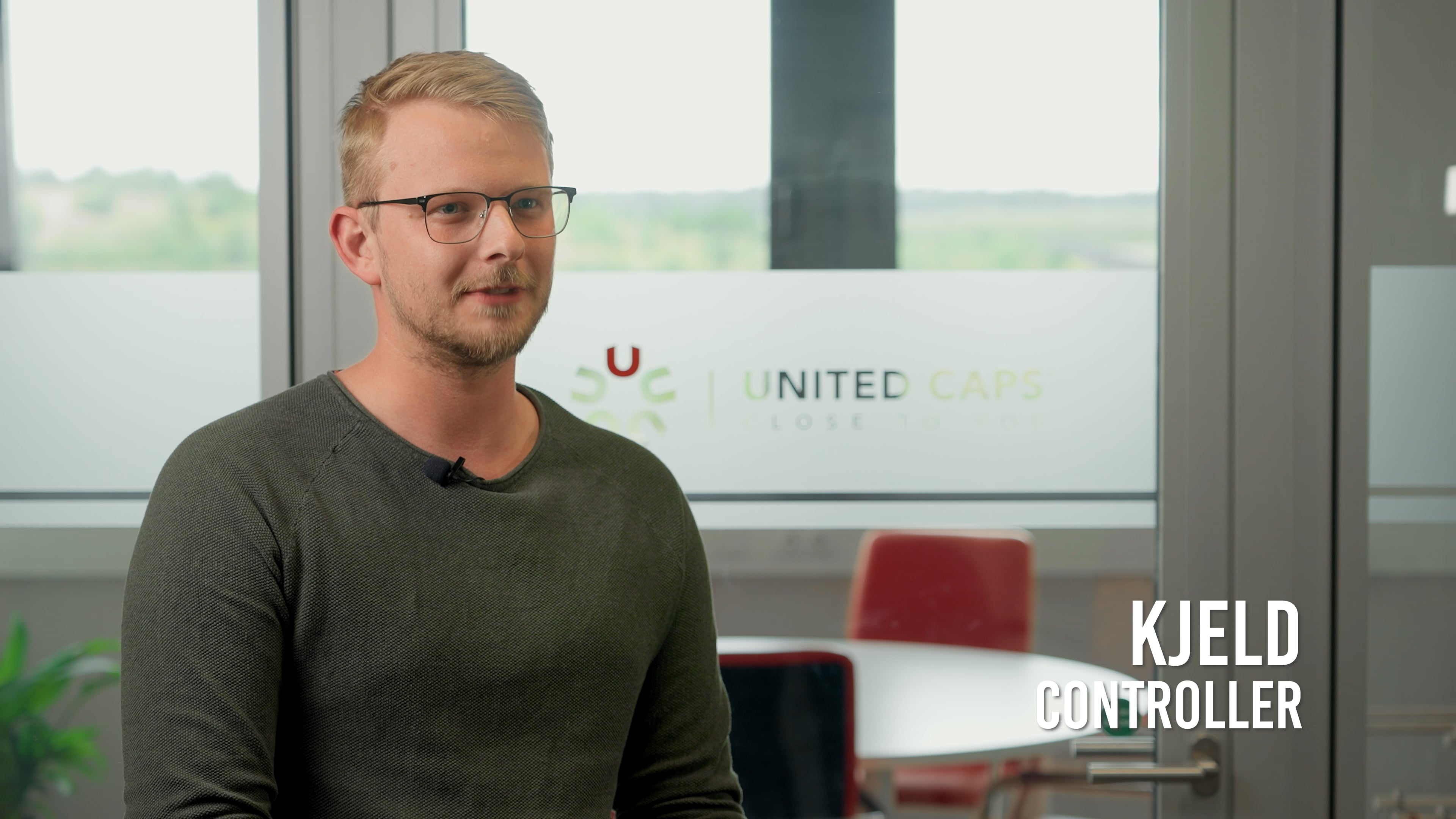 United_Caps_Interview_01_v3