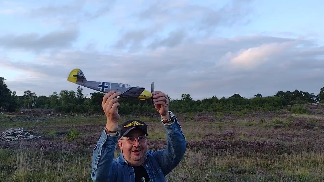 Paul Cox VMC Bf-109 Summer Flight