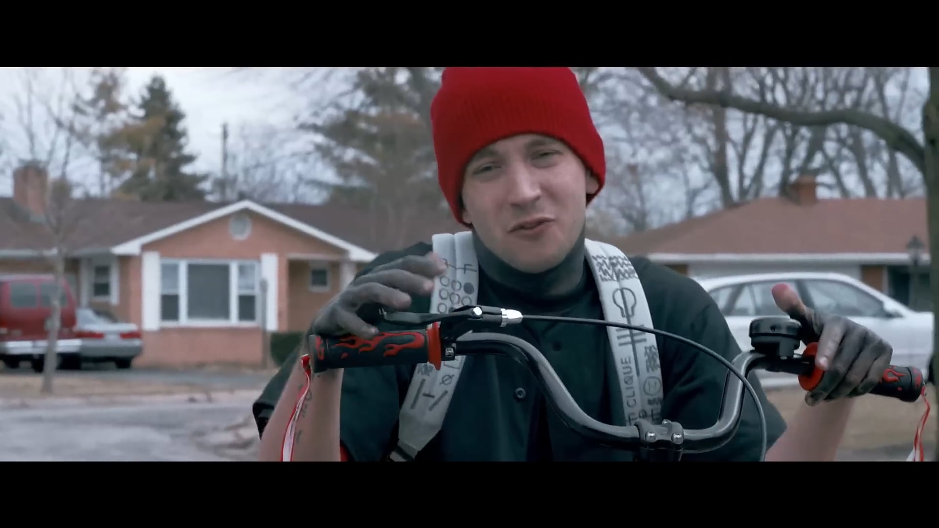 twenty one pilots Stressed Out [OFFICIAL VIDEO]