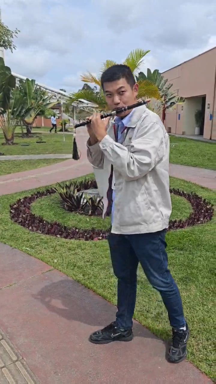 12 - Cliff Zhang 张嗣宇