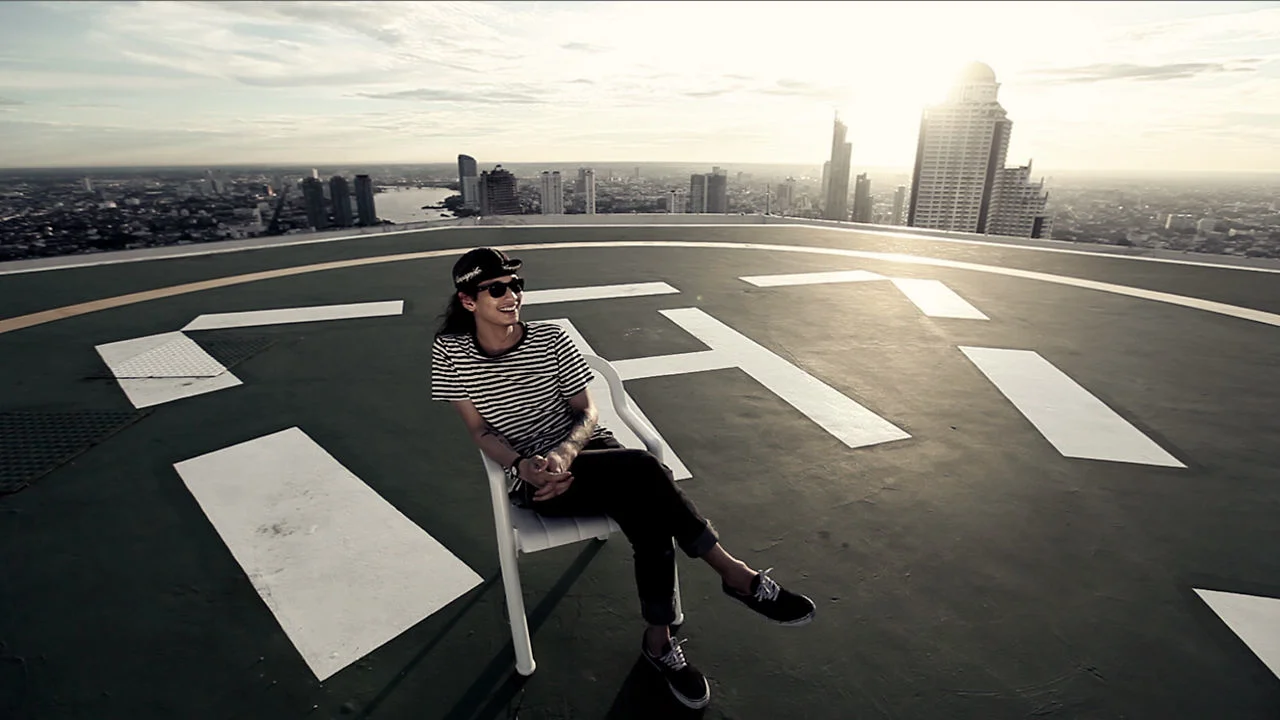 Analog: The Documentary of Fixed to Free