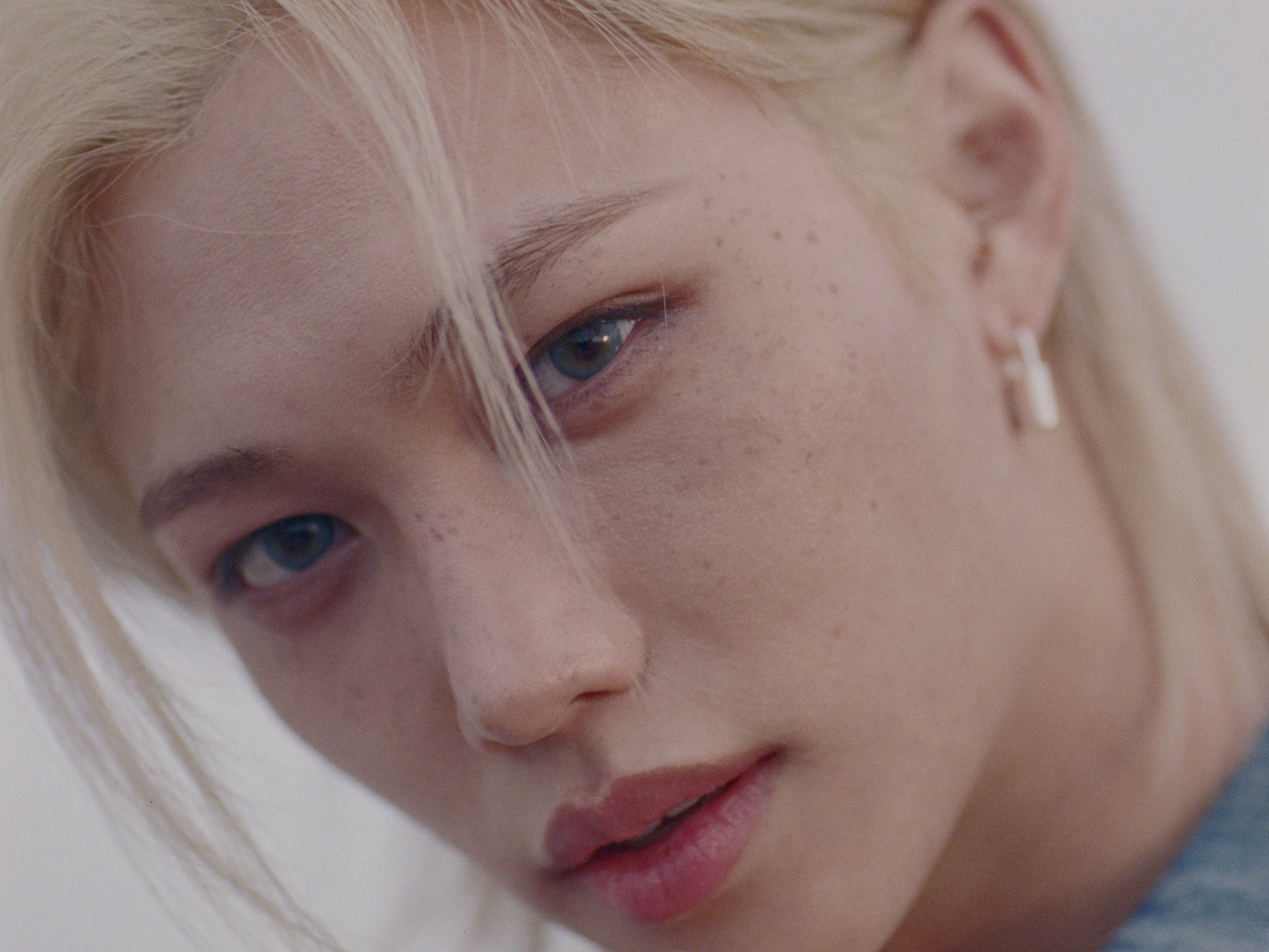 Louis Vuitton - Felix Lee - Silver Lockit - Director's Cut | Videos ...