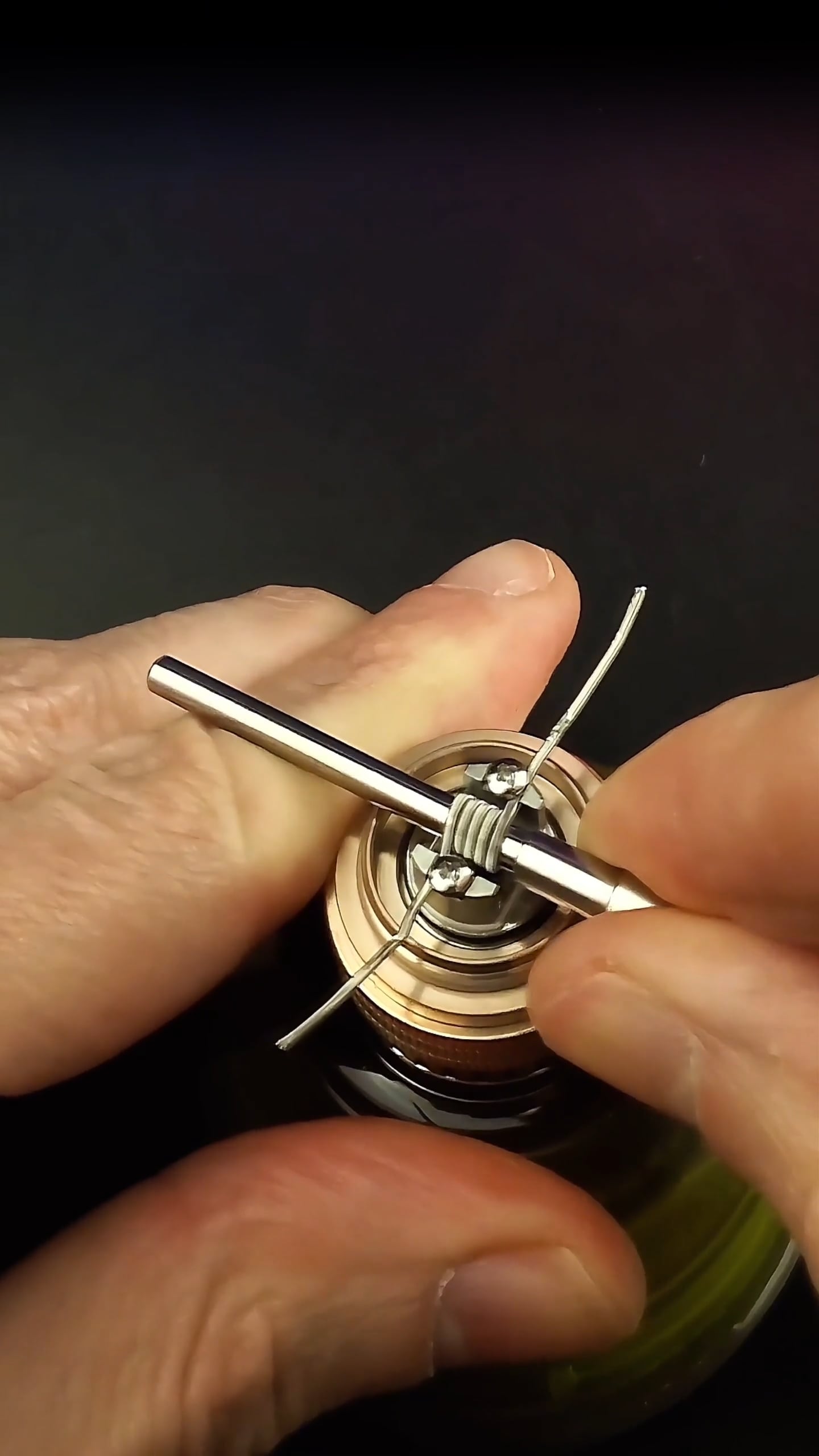 Remember the UWELL Crown RBA? Let's Build It! - Vaping360