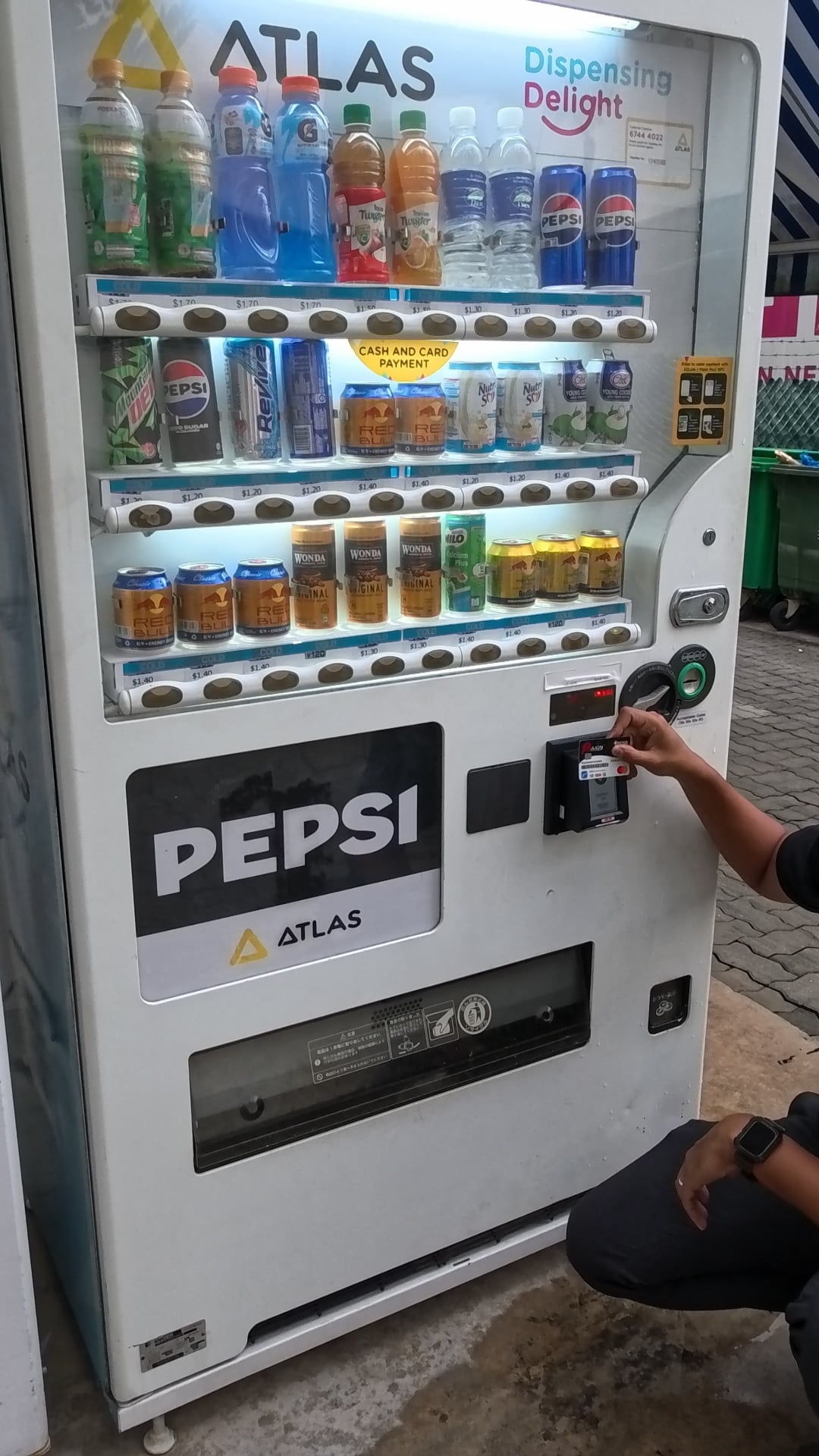 Drink dispensing in vending machine sound