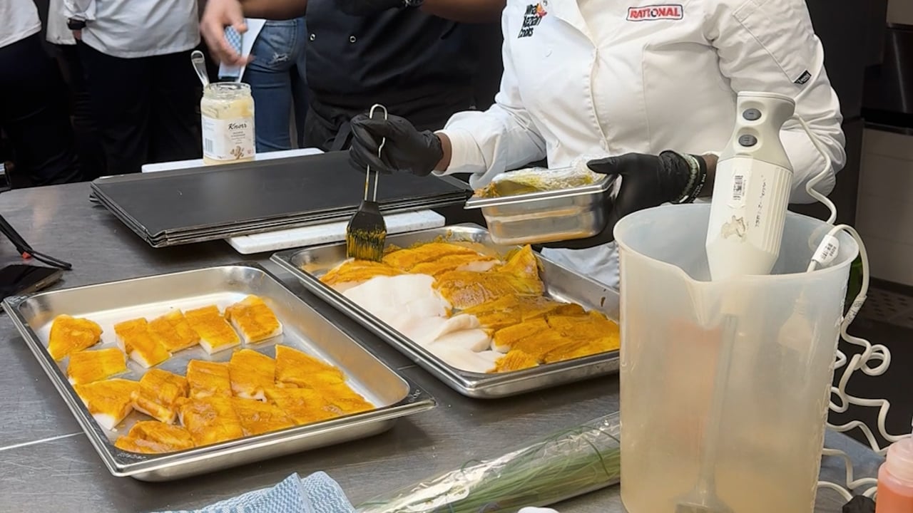 🎥 WATCH Chef Patron Robin Gill at Darby's create a Beef tartare dish ...