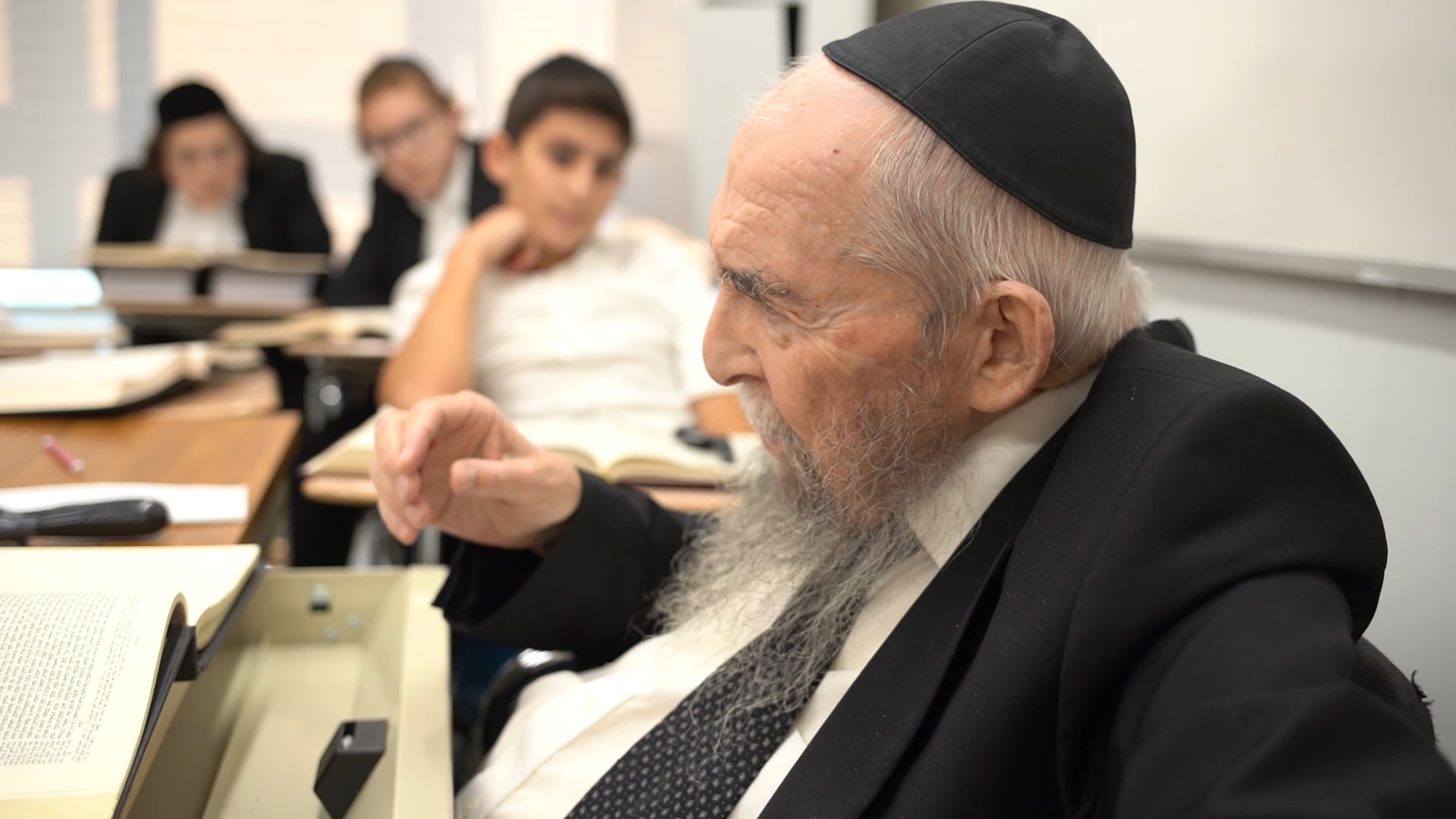 Rabbi Yisroel Meir Shain ZT״L — A Rebbe for Generations