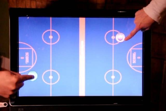 Multitouch Air Hockey in Windows 7 on a TouchSmart PC on Vimeo