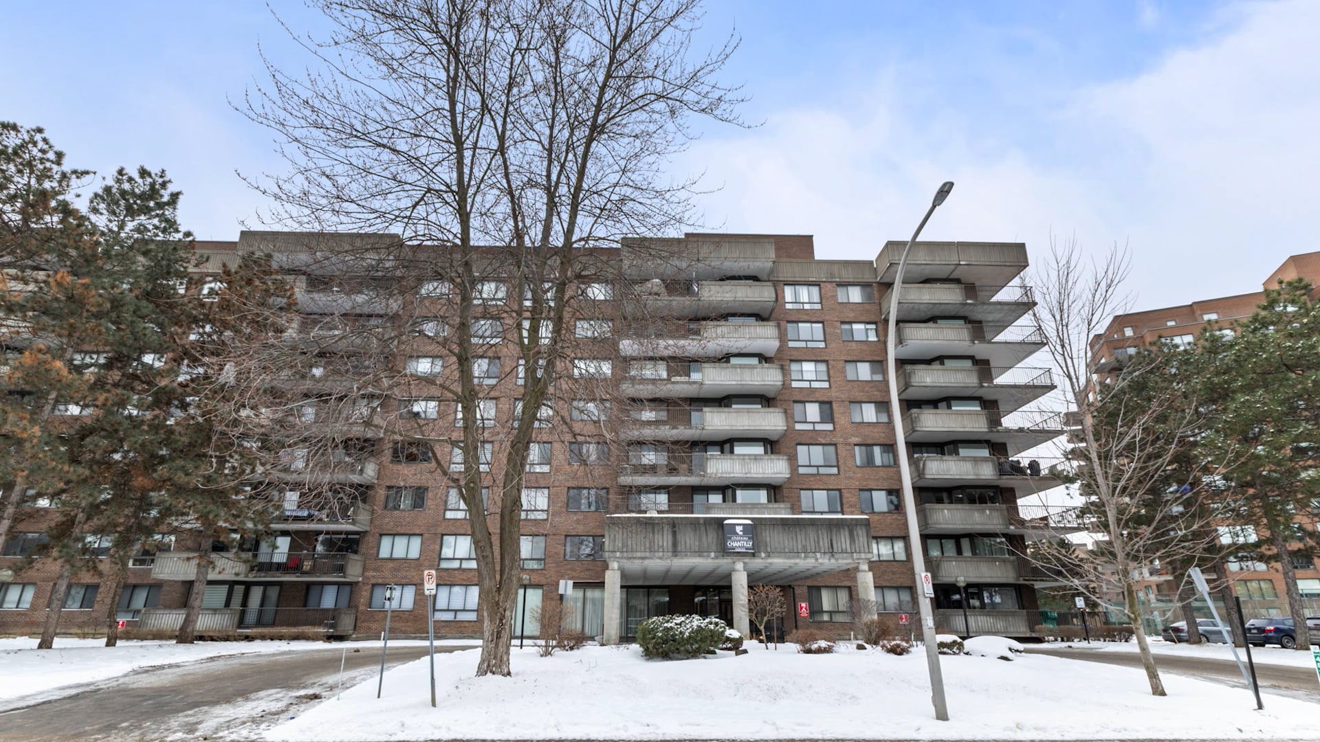 5900 Av. Armstrong #508, Côte Saint-Luc, QC | Rhea Dichter