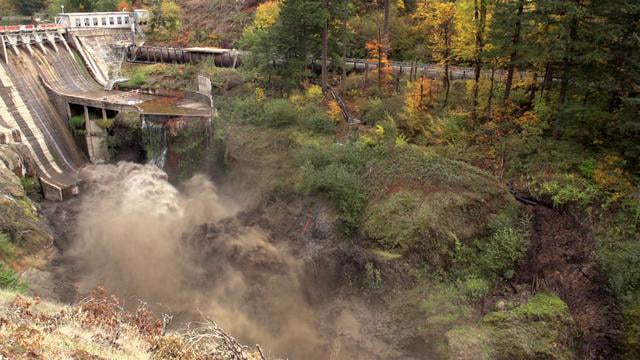 Condit Dam Time-Lapse