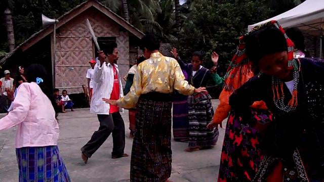 Manobo Dance on Vimeo