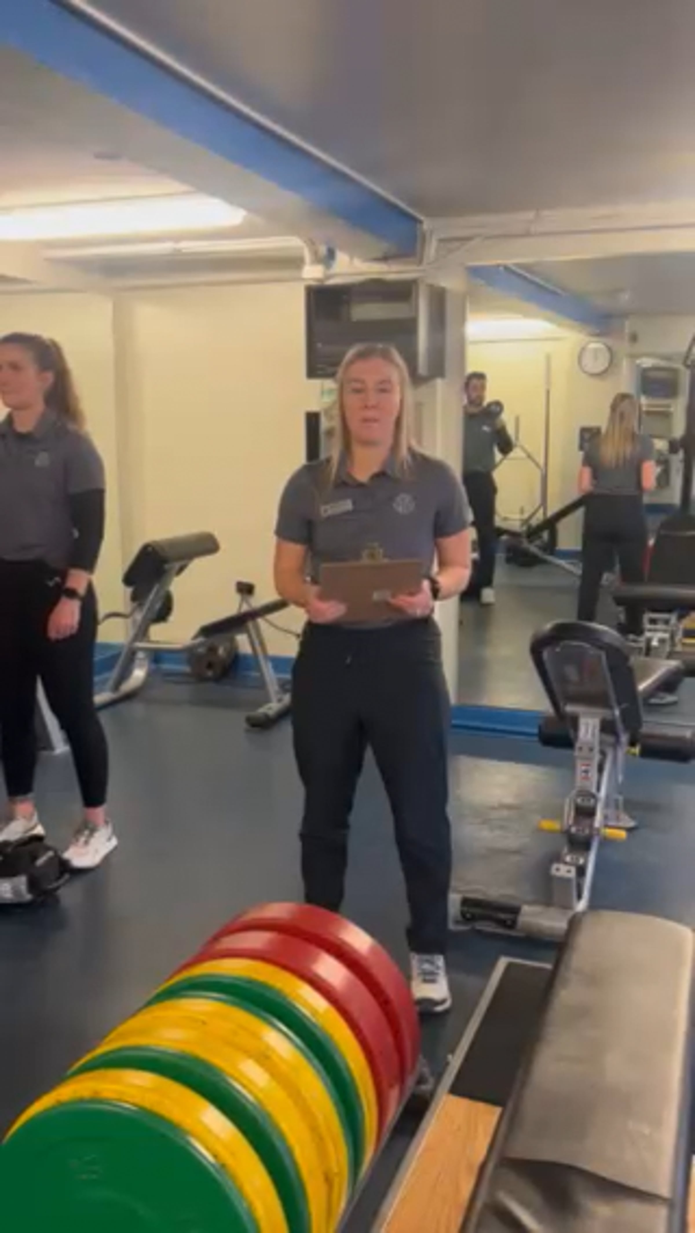 WOD 3 - Thruster & Lunges | Videos & Movies on Vimeo