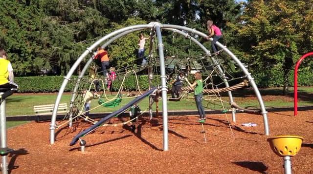 Kompan Explorer Dome on Vimeo