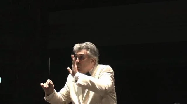 Keith Clark - conductor on Vimeo