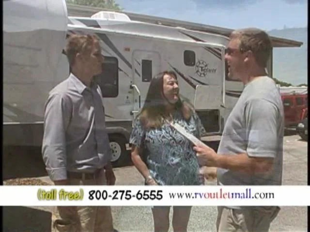 RV Outlet Mall summertime 09 on Vimeo