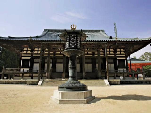 Koya-san: Kukai's Holy Mountain on Vimeo