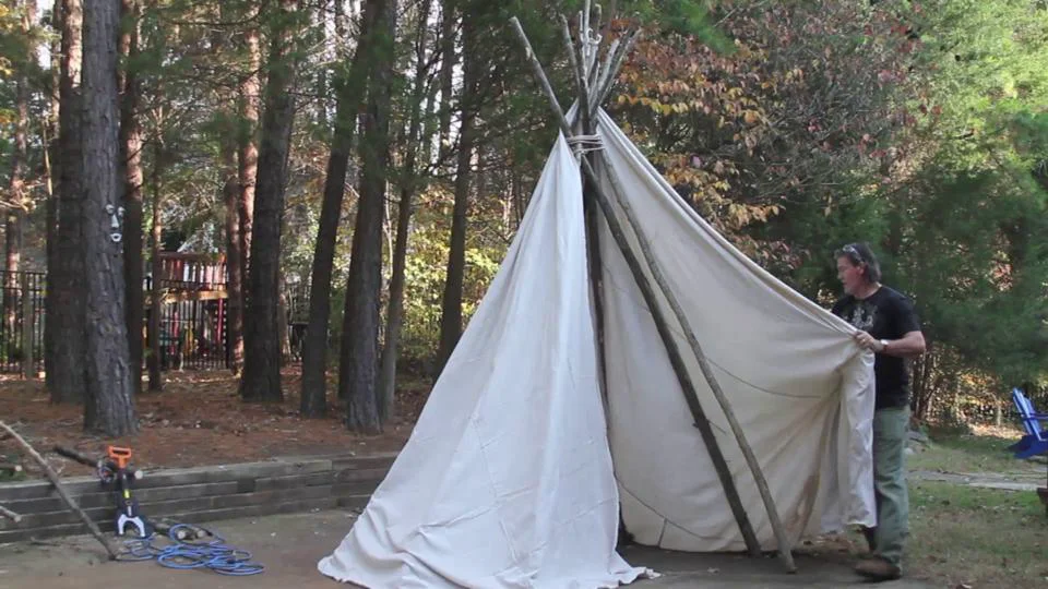 Build Your Kids a Tee Pee on Vimeo