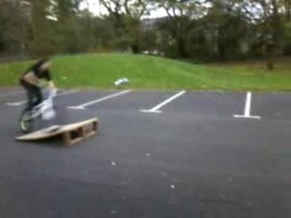 Alex Hindle - First Year Edit on Vimeo