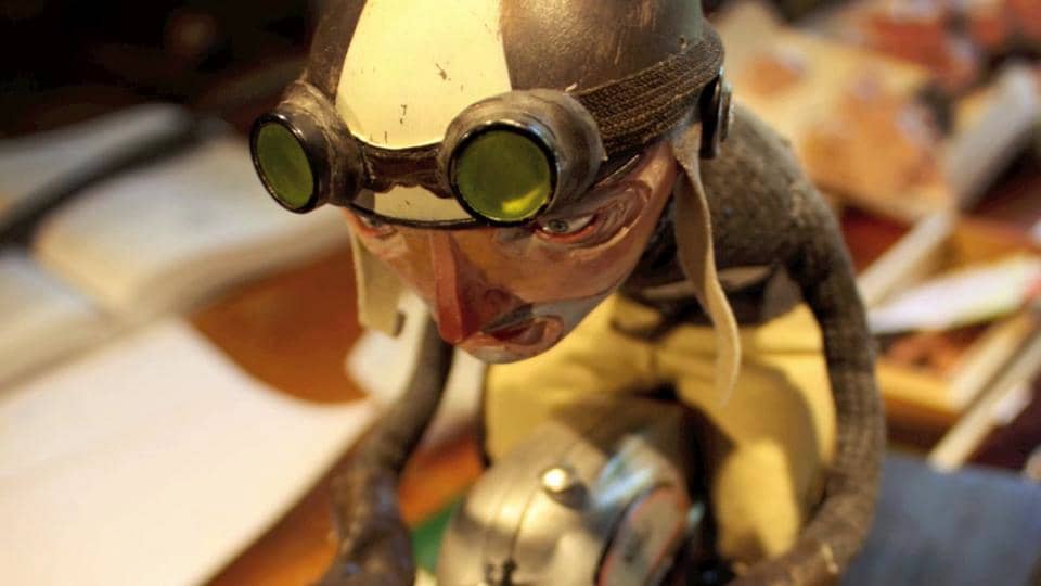 Artist Chris Sickels of Red Nose Studio and His Harley Pacer on Vimeo