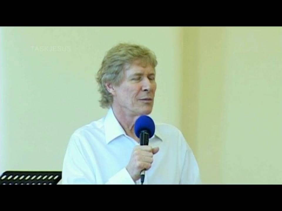 PAUL JONES & FIONA HENDLEY JULY 2011 on Vimeo