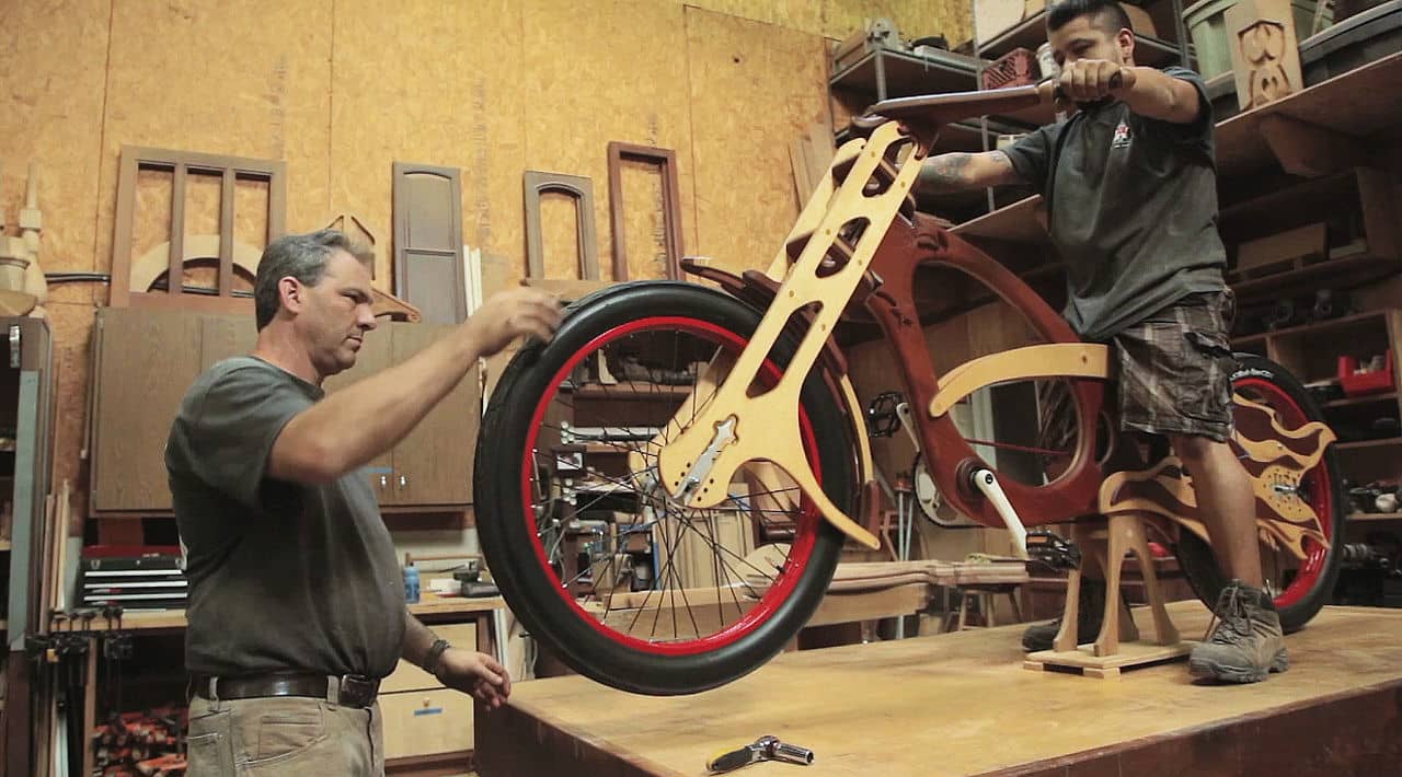 Urban Tree to Bicycle on Vimeo