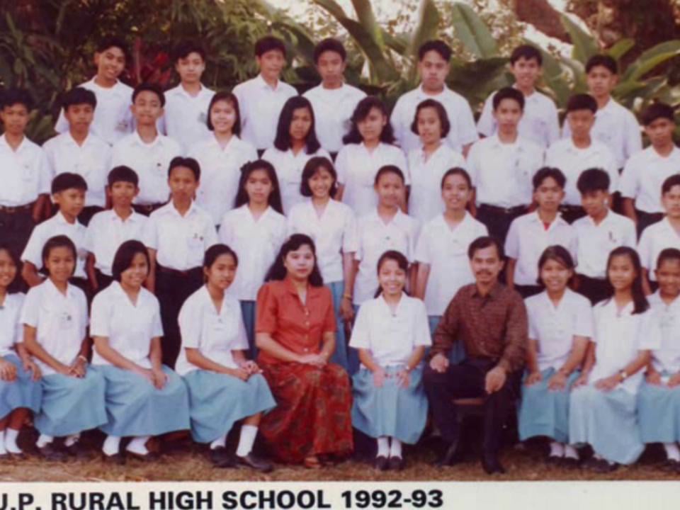 UP Rural High School Class '96 -- 15 years! on Vimeo