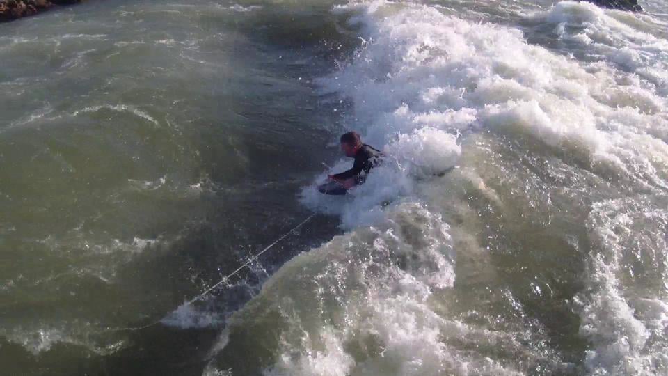 shanghai bend wave Rope Surfing