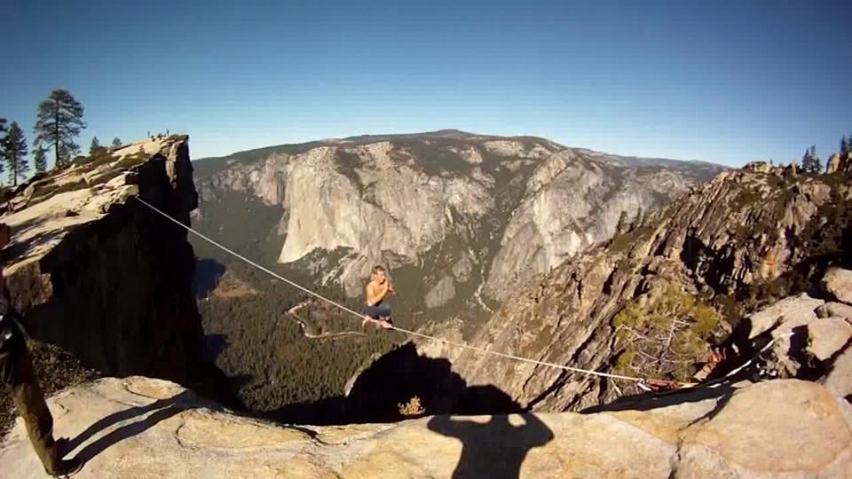Free Solo Highlining by Mich Kemeter on Vimeo