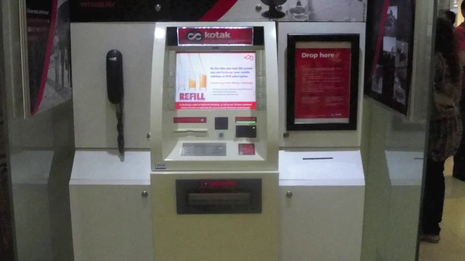 Saral ATM : ATM redesign for Rural India on Vimeo
