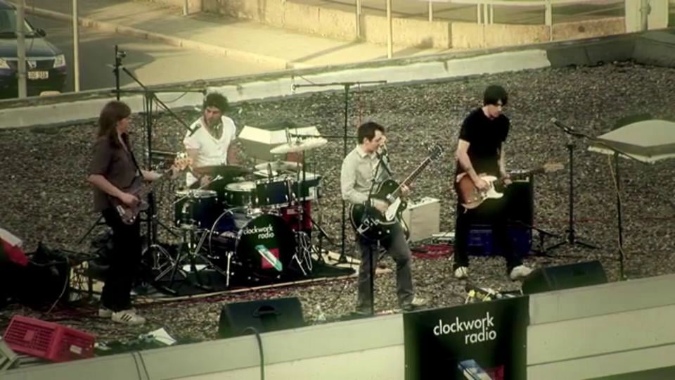 Clockwork Radio auf AEG - Desire on Vimeo