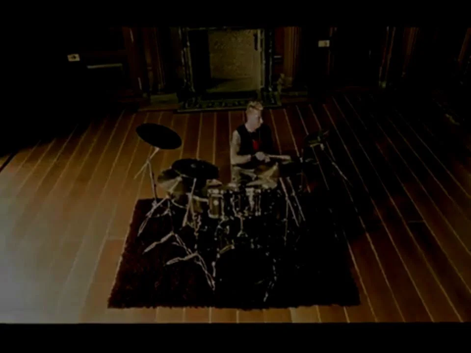 Staind - Right here ( Album version ) on Vimeo