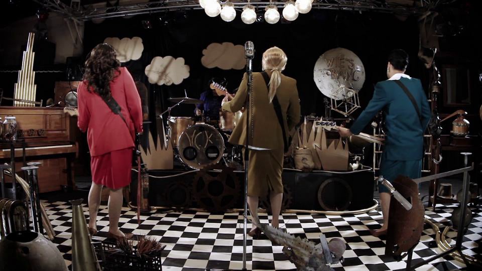 Van Coke Kartel - Dis 'n Land (Official) on Vimeo