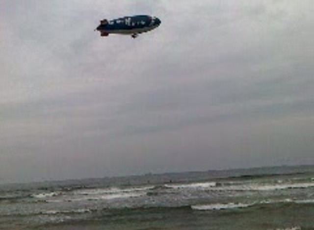 Beach Blimp 2 on Vimeo