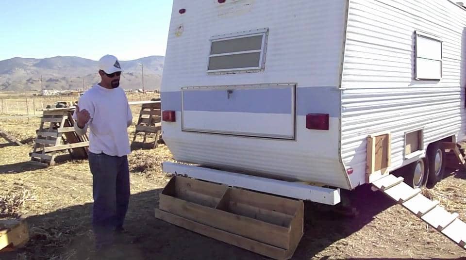 The feeder and water trough features on Egg Mobile II on Vimeo