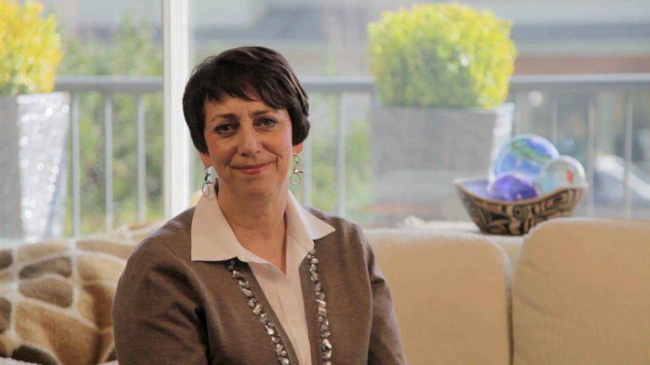 Michele Holmes on Staging on Vimeo