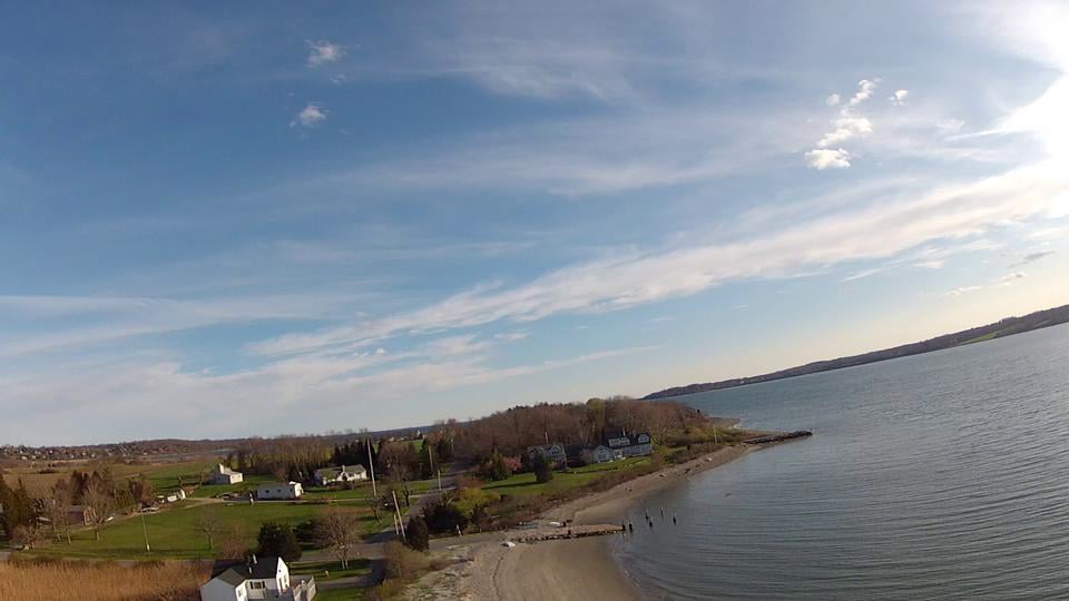 FPV video flying at Fogland Beach in Tiverton RI on Vimeo