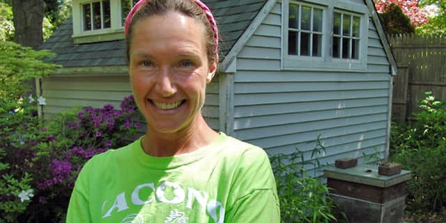 Mary Woltz | Bee's Needs on Vimeo