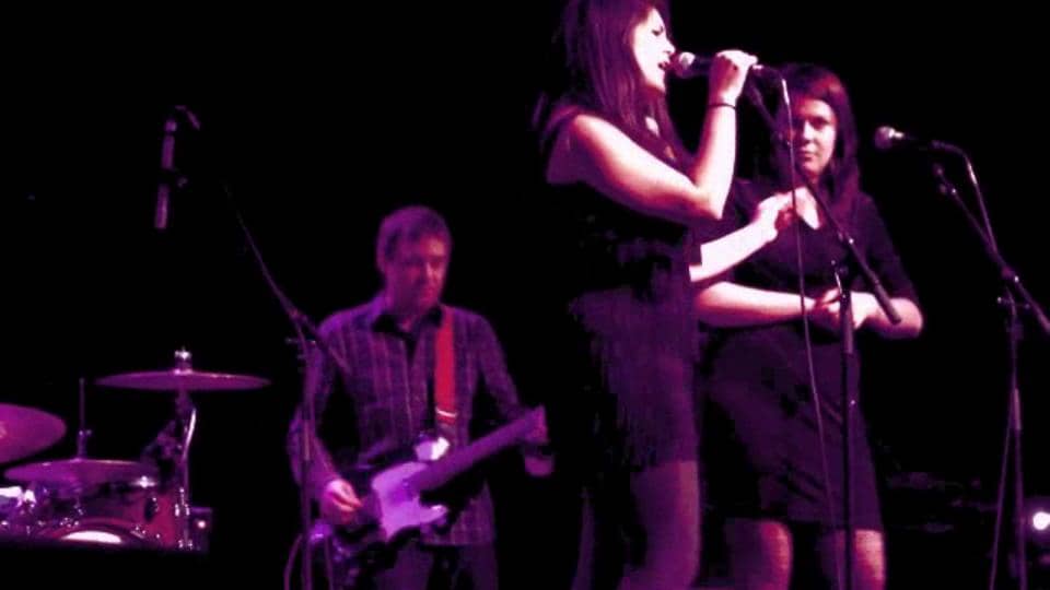 Imaginary Cities feat. Alexa Dirks - Ride This Out - Live at The Burton ...