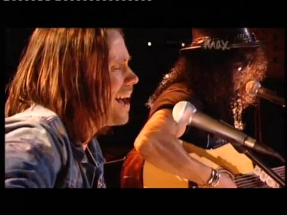 Slash & Myles Kennedy - Sweet Child O' Mine (MAX Sessions) on Vimeo