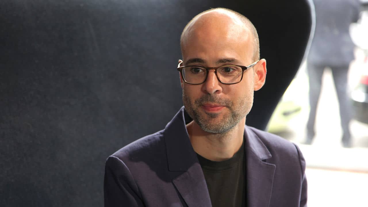 Justin McGuirk at Dezeen Studio on Vimeo