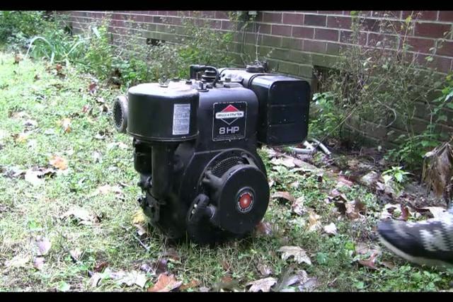 Briggs and Stratton 8hp Engine on Vimeo
