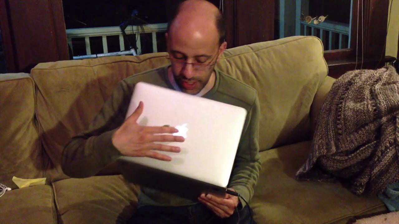 Pathetic Apple Fanboy on Vimeo