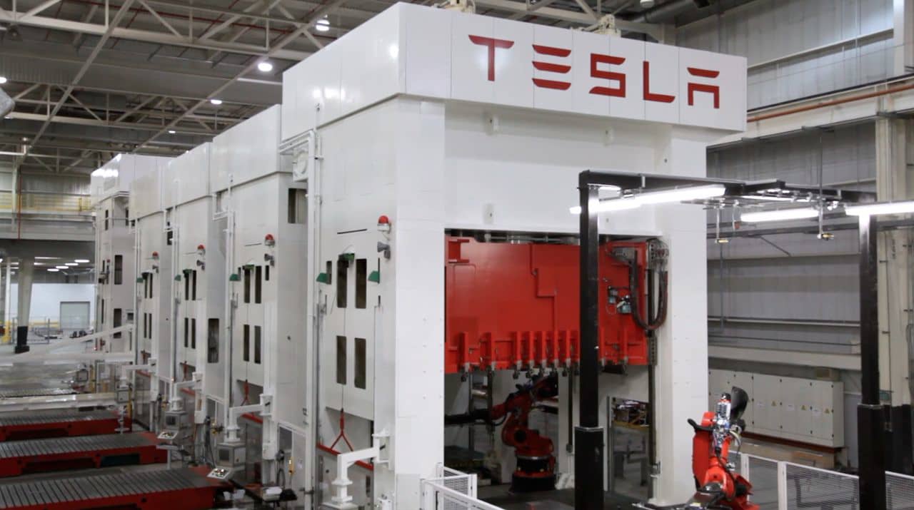 Inside Tesla 05.29.12 - Stamping on Vimeo